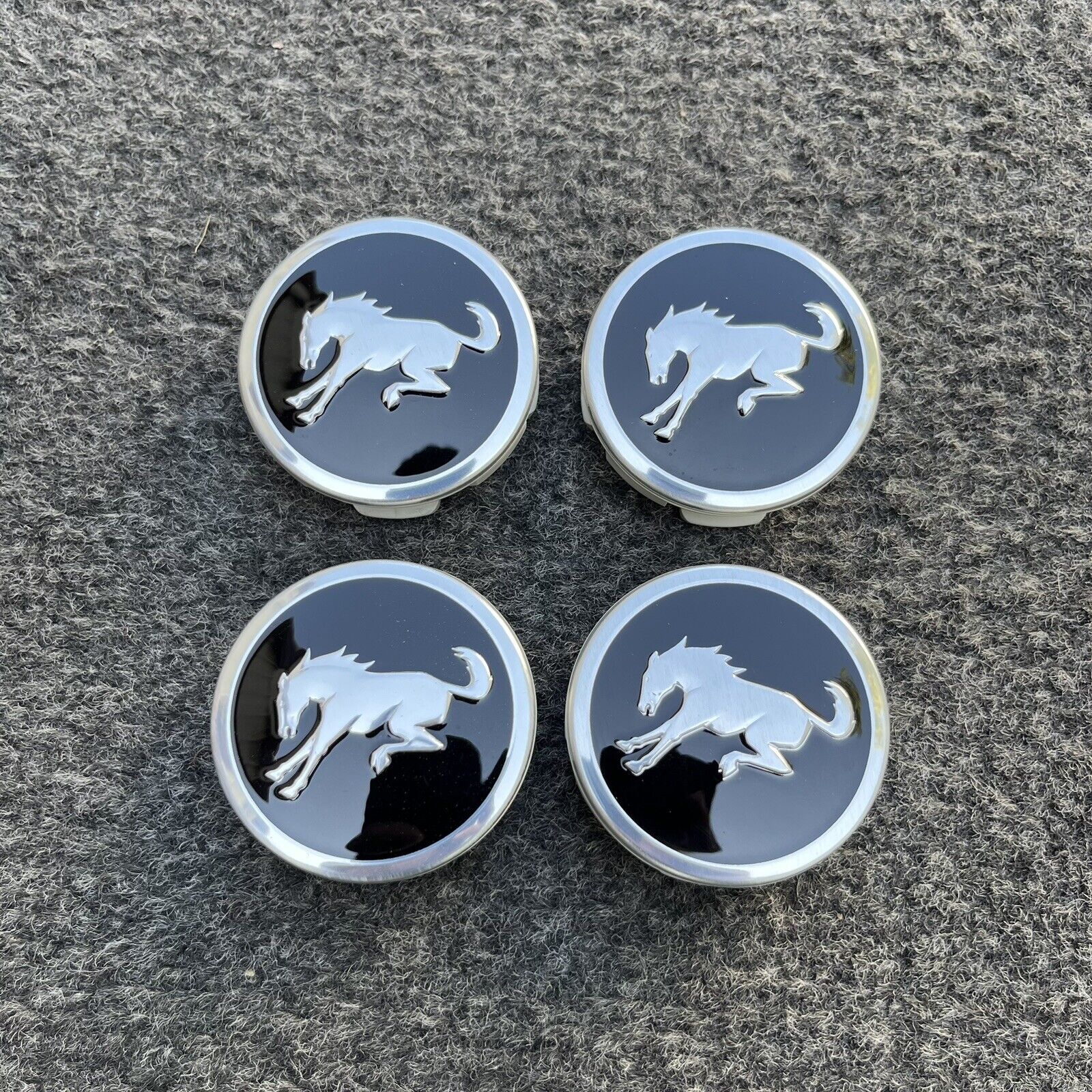 SET (4) CENTER CAPS FORD BRONCO SPORT 2021-2026 OEM BLACK/CHROME 6M21 ...