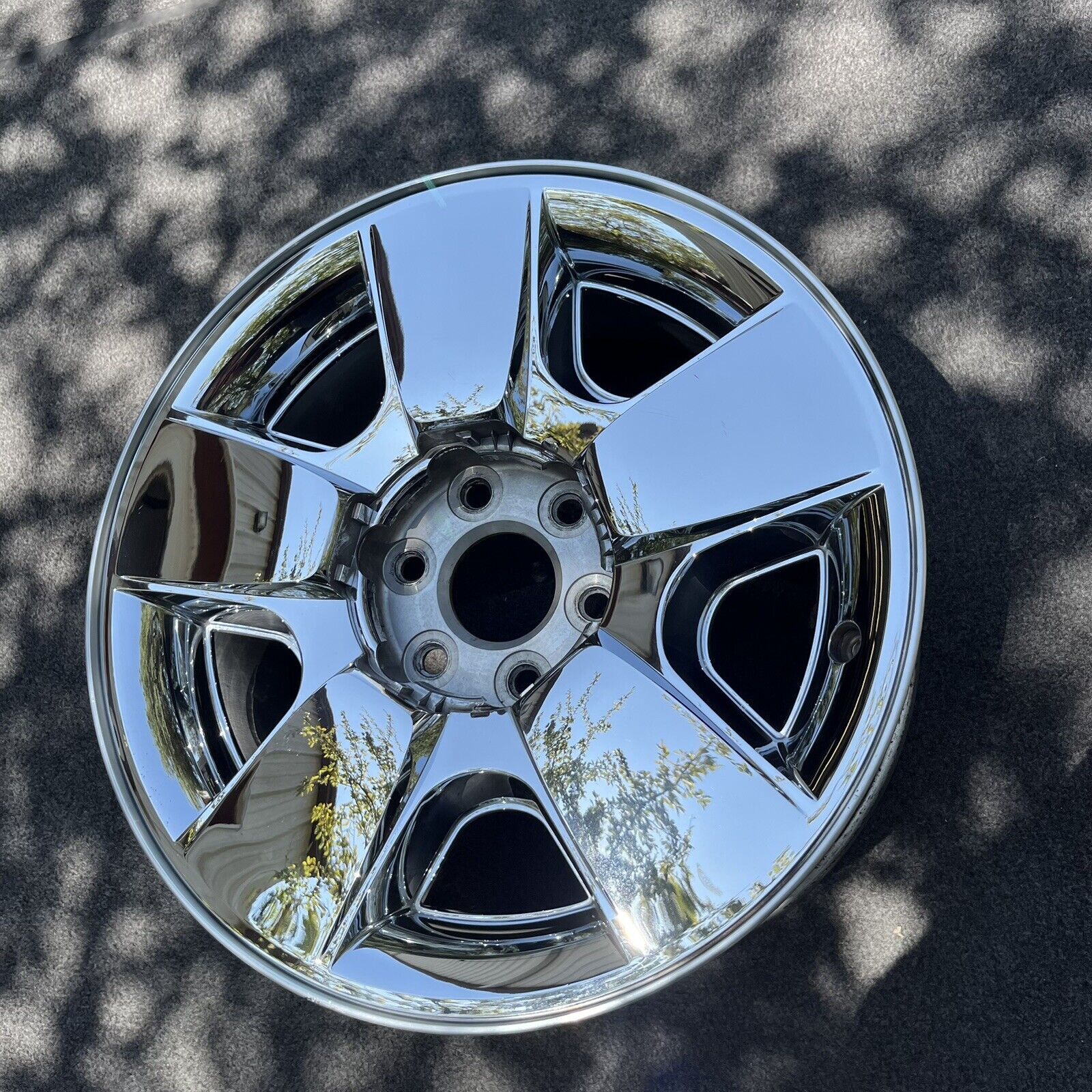 SINGLE 20 INCH WHEEL CHEVROLET SILVERADO TAHOE SUBURBAN OEM CHROME CLAD ...