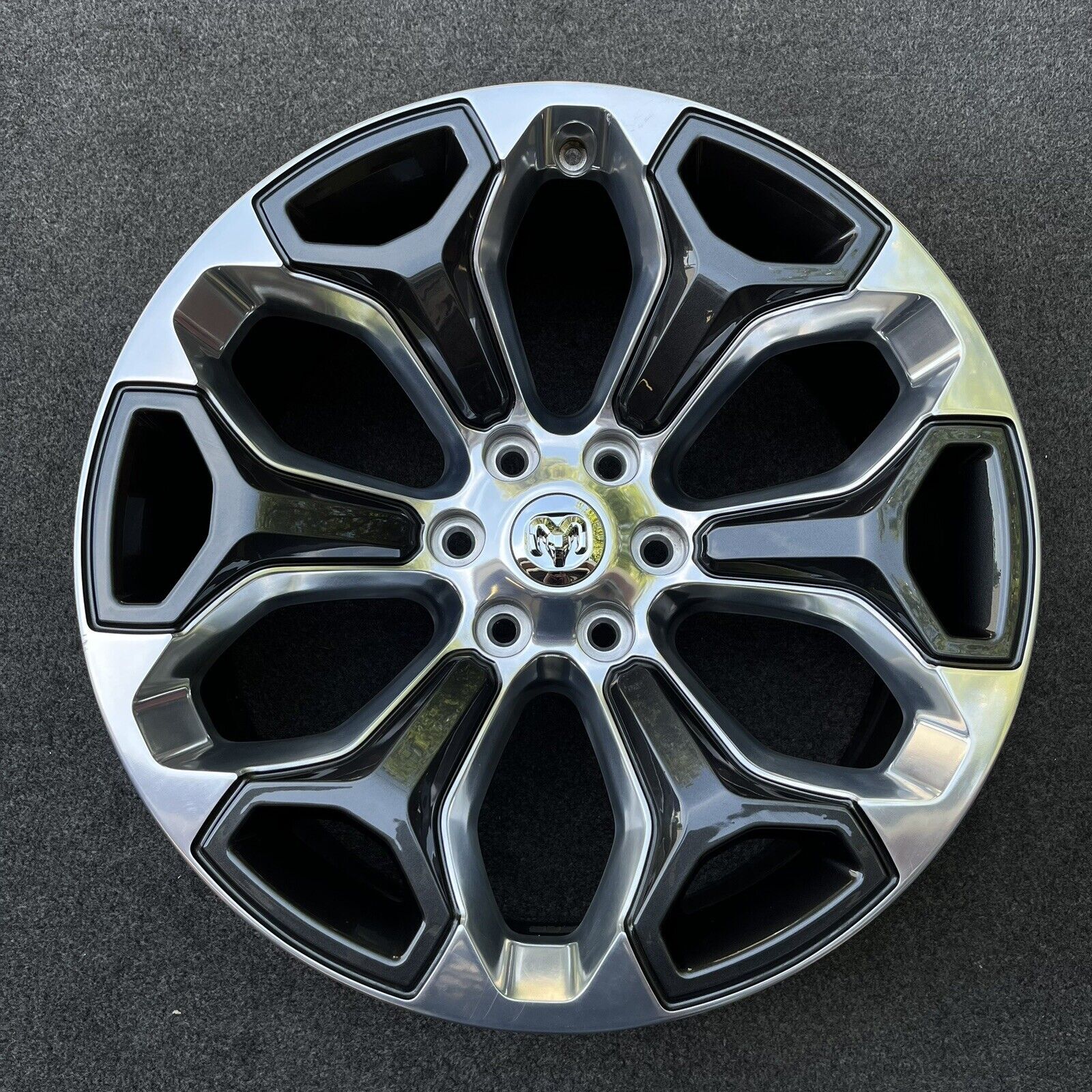 SINGLE 22 INCH WHEEL/RIM DODGE RAM 1500 2019-2023 OEM CHARCOAL POLISHED ...