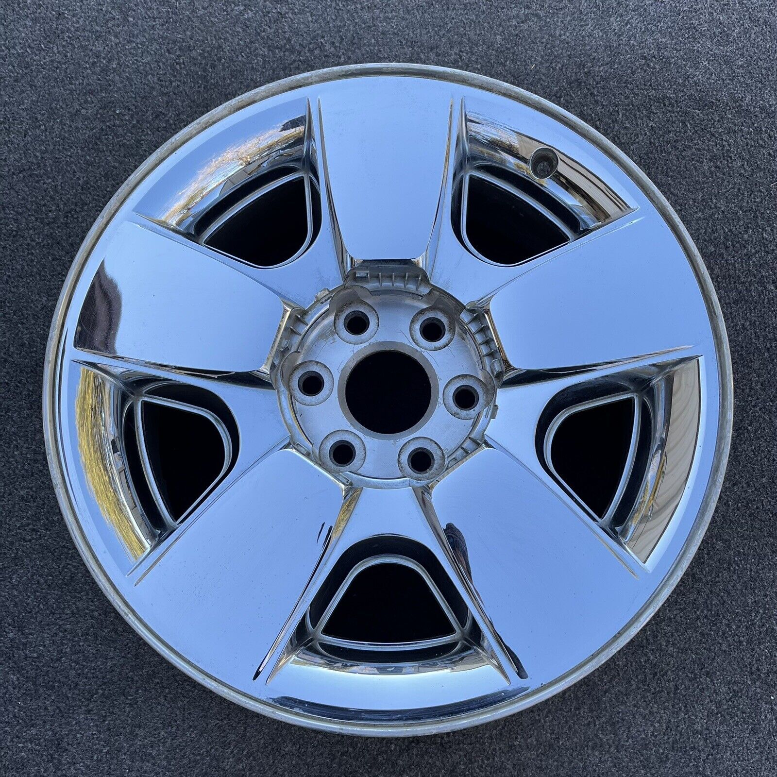 SINGLE 20 INCH WHEEL CHEVROLET SILVERADO TAHOE SUBURBAN OEM CHROME CLAD ...