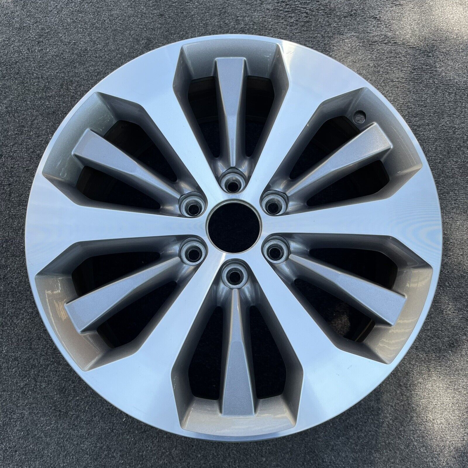 SINGLE 20 INCH WHEEL/RIM FORD F-150 2015-2020 OEM LIGHT GREY MACHINED ...