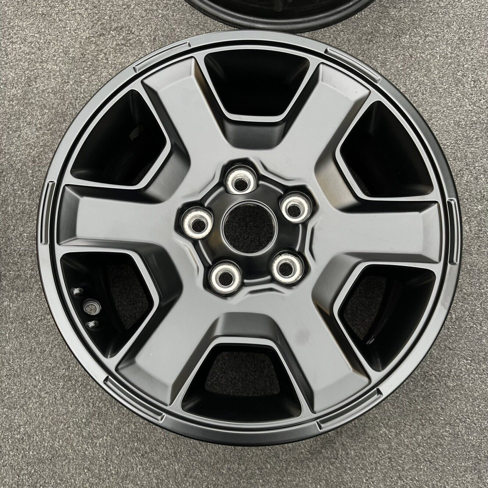 single 17 inch wheel/rim jeep gladiator 2021-2024 oem satin black 9260 ...