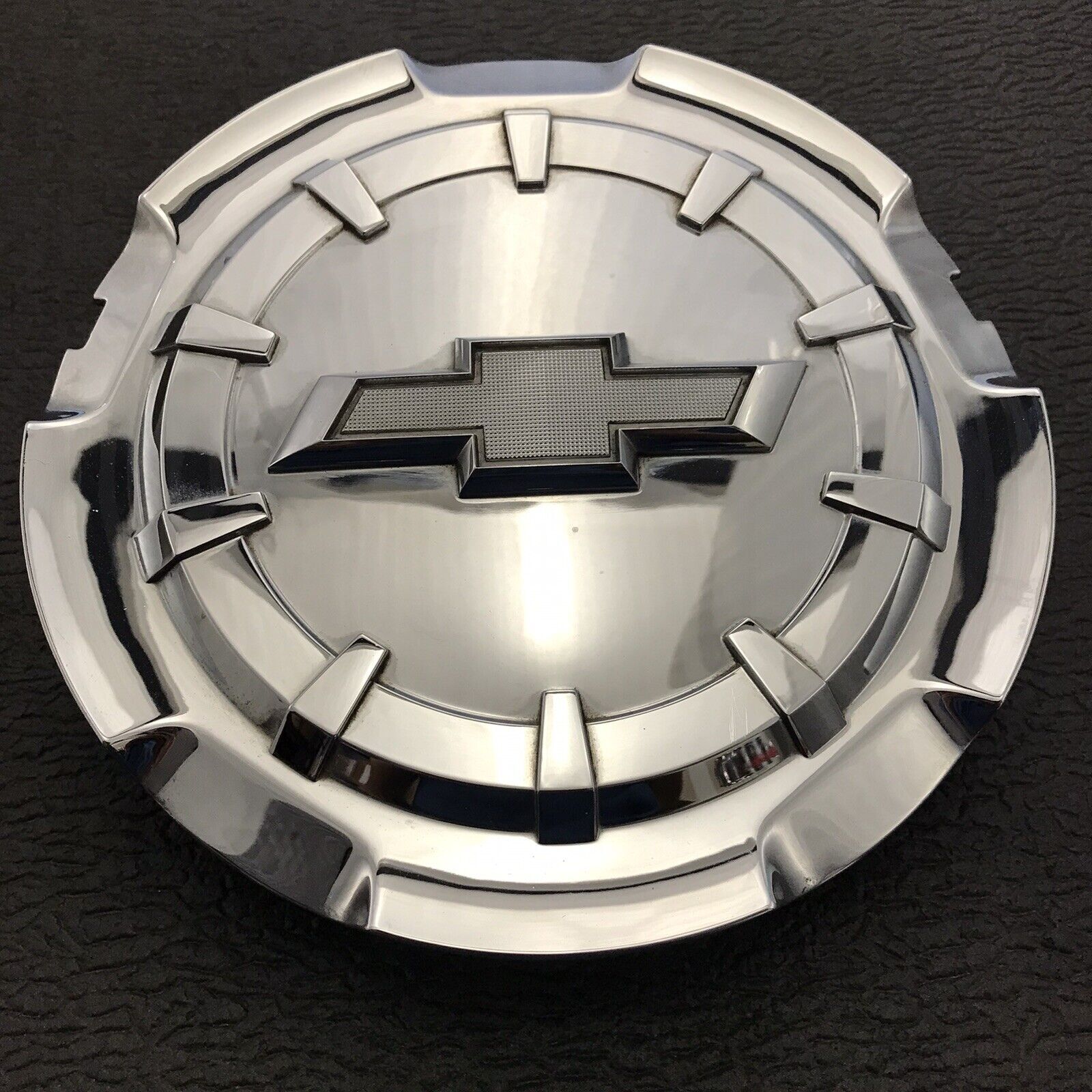 SINGLE CENTER CAP CHEVROLET SILVERADO 1500, TAHOE 2014-2020 OEM CHOME ...